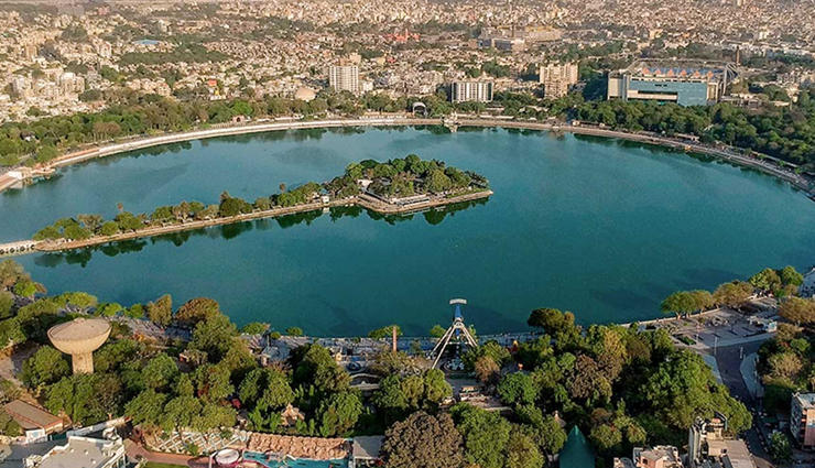 6 Most Beautiful Lakes To Visit in India - lifeberrys.com