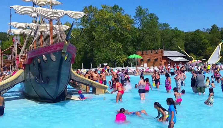 10 Affordable Amusement Parks To Visit Around The World - lifeberrys.com