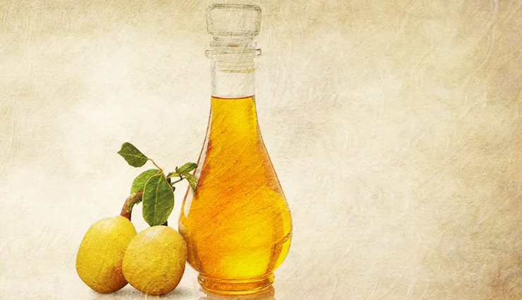 5 Amazing Benefits of Using Marula Oil for Skin and Hair - lifeberrys.com