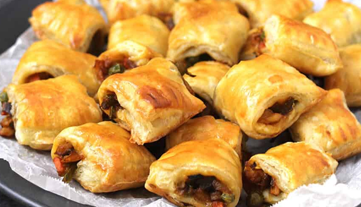 Recipe - Make Your Weekend Delicious With Mini Veg Puffs - lifeberrys.com
