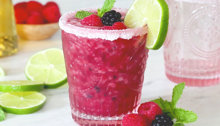 5 Natural Drinks That Will Keep You Active - lifeberrys.com