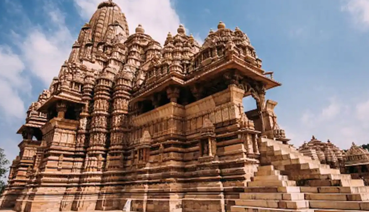 6 Most Famous Monuments To Visit in India - lifeberrys.com