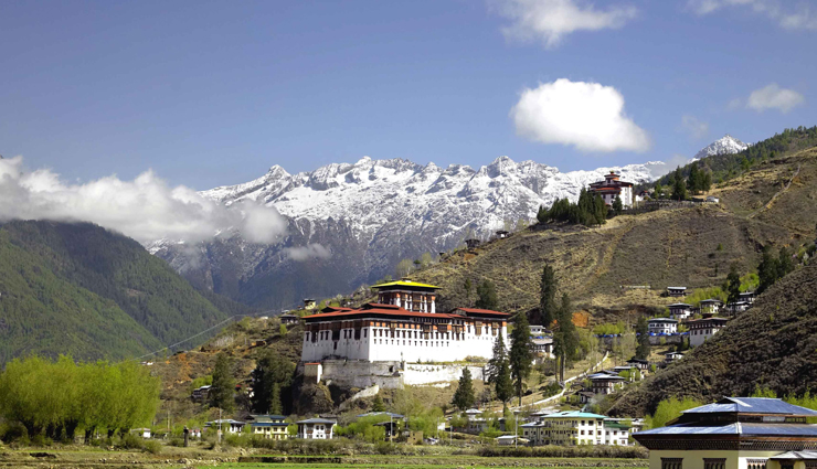 8 Breathtaking Beautiful Places To Visit in Bhutan - lifeberrys.com
