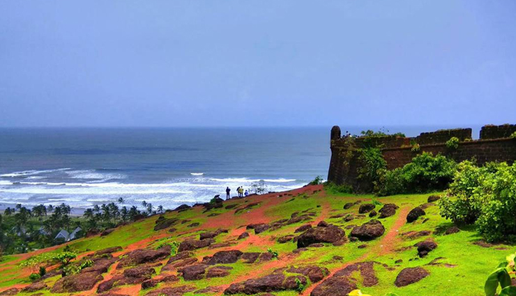 6 Most Popular Places To visit in North Goa - lifeberrys.com