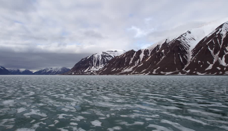 5 Amazingly Beautiful Frozen Places on Earth - lifeberrys.com