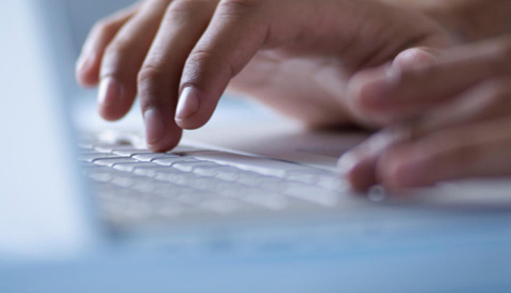 6 Tips To Help You Avoid Online Creeps - lifeberrys.com