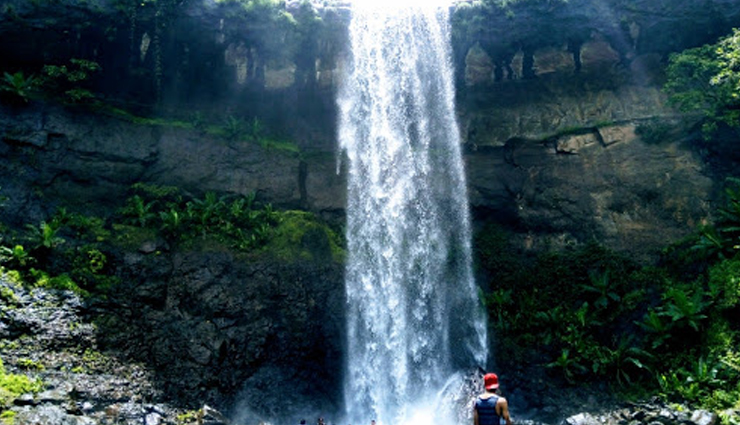List of Amazing Waterfalls To Visit Near Mumbai - lifeberrys.com