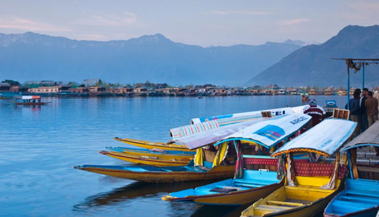 5 Breathtaking Beautiful Places To Visit in Kashmir - lifeberrys.com 5 Breathtaking Beautiful Places To Visit in Kashmir - lifeberrys.com