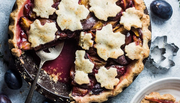 Recipe- Tasty Italian Autumn Prune Plum Pie With Almond Thyme Crust ...