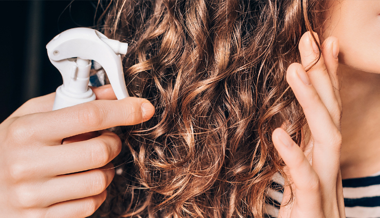 8 Tips To Care For Curly Hair - lifeberrys.com