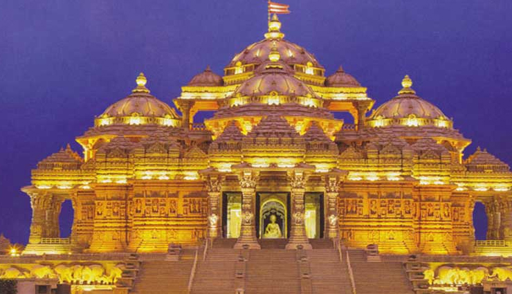6 Most Richest Temples You Can Visit in India - lifeberrys.com