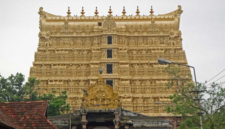 6 Most Richest Temples You Can Visit in India - lifeberrys.com