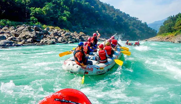 5 Places To Enjoy White River Rafting in India - lifeberrys.com
