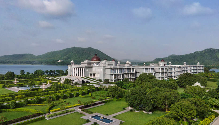 6 Most Amazing Riverside Resorts To Visit in India - lifeberrys.com