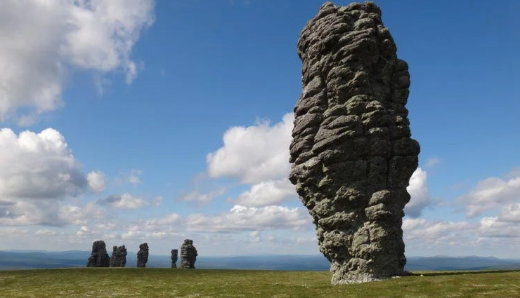 6 Breathtaking Rock Pillar Landscapes Around The World - lifeberrys.com