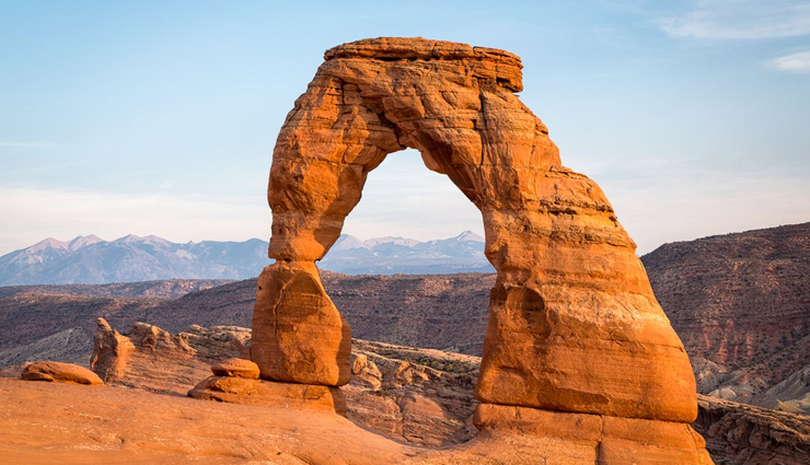 6 Breathtaking Rock Pillar Landscapes Around The World - lifeberrys.com