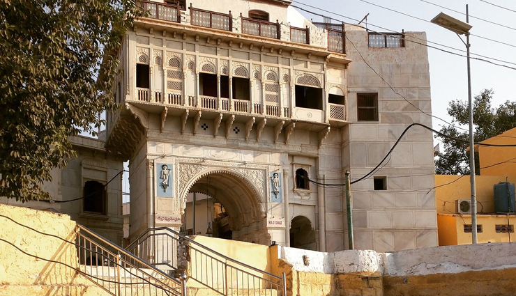 Historic Hindu Temples and Their History in Pakistan - lifeberrys.com