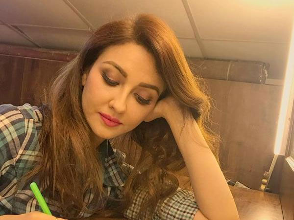 गर्भवती हैं सौम्या टंडन उर्फ़ भाभी जी घर पर हैं की 'अनीता भाभी', तस्वीर ...