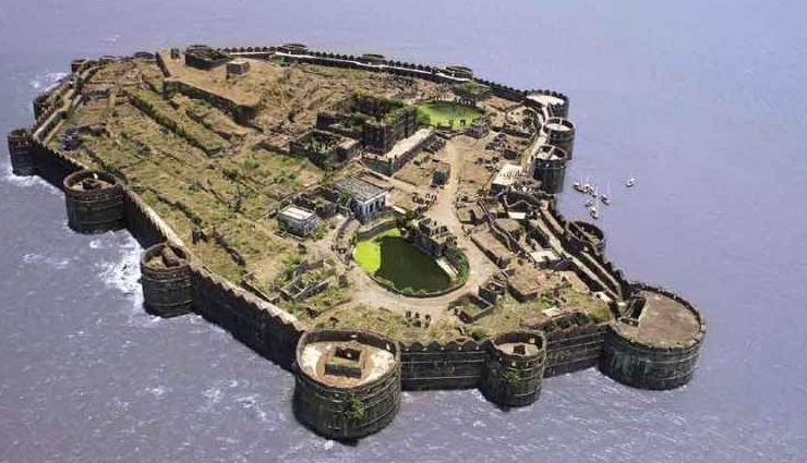 5 Must Visit Sea Forts Around The World - lifeberrys.com