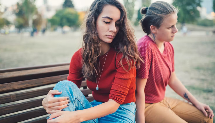 6 Signs You are Emotionally Numb - lifeberrys.com