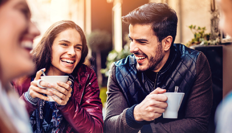 12 Ways To Help You Make Someone Happy - lifeberrys.com