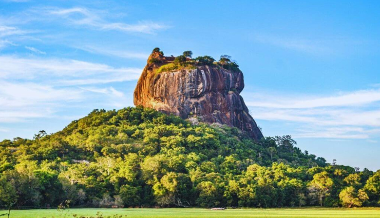 8 Places You Should Not Miss When Visiting Sri Lanka - lifeberrys.com