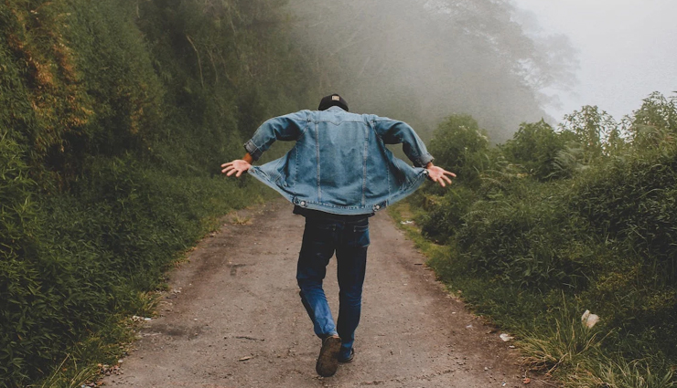 8 Major Signs You Should Stop Pursuing The Girl You Like - lifeberrys.com