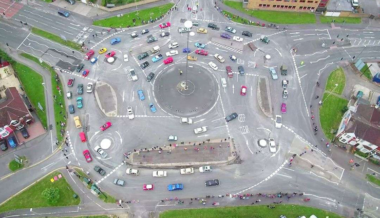 5 Unusual and Interesting Streets To Visit in The World - lifeberrys.com