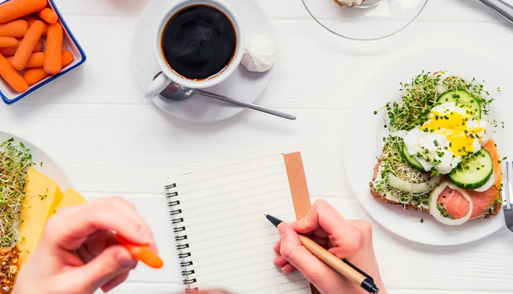 6 Tips To Help You Control Stress Eating - lifeberrys.com