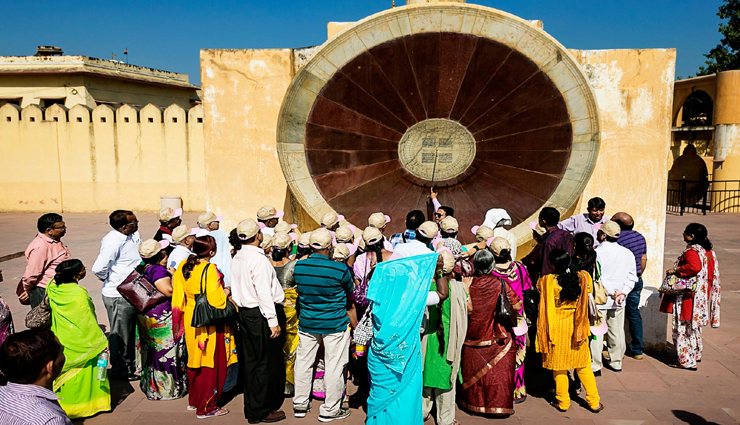 4 Interesting Facts About The Worlds Largest Sundial in Jaipur ...
