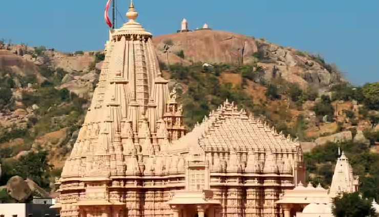 8 Famous Jain Temples To Visit in Gujarat - lifeberrys.com