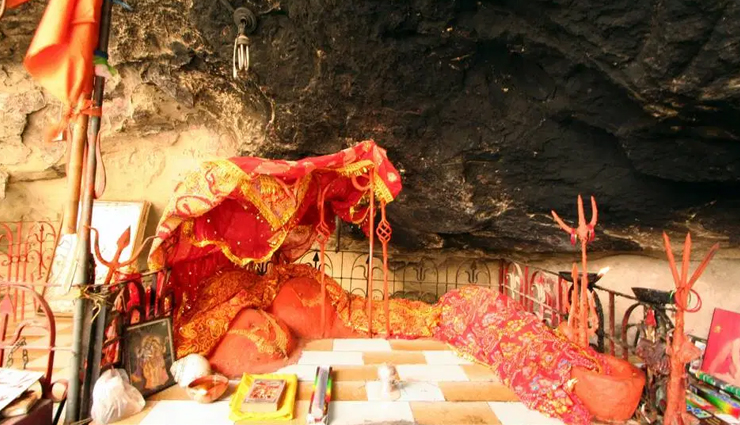 5 Hindu Temples To Visit in Pakistan - lifeberrys.com