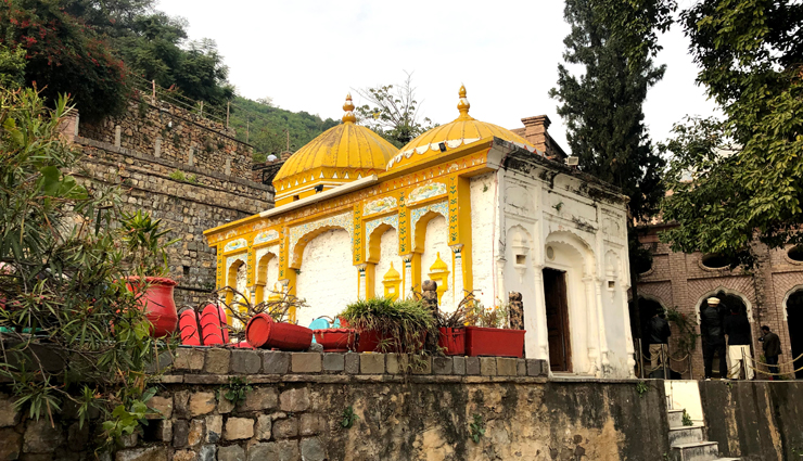5 Hindu Temples To Visit in Pakistan - lifeberrys.com