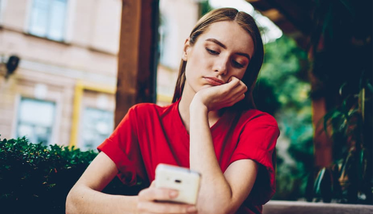 6 Things To Do When Someone is Ignoring Texts on Purpose - lifeberrys.com