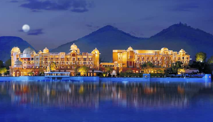 9 Luxurious Resorts For Royal Stay in Rajasthan - lifeberrys.com