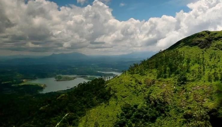 6 Places To Enjoy Trekking in Wayanad - lifeberrys.com