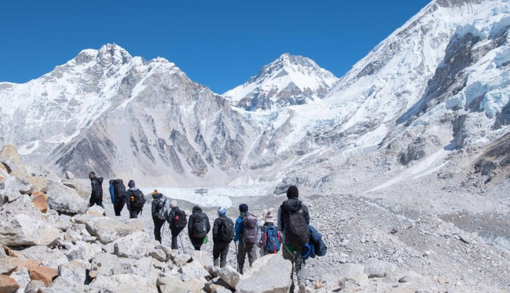 5 Most Amazing Treks From Around The World - lifeberrys.com