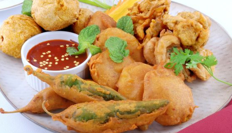 7 Popular Street Food You Must Try In Udaipur - lifeberrys.com