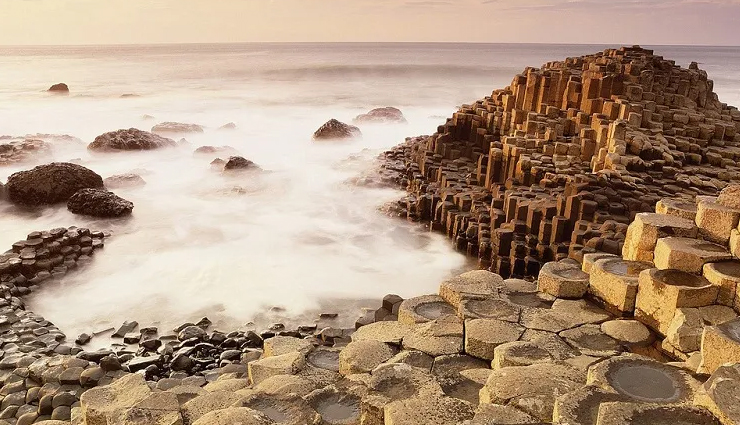 6 Most Unusual Holiday Spots Around The World - lifeberrys.com