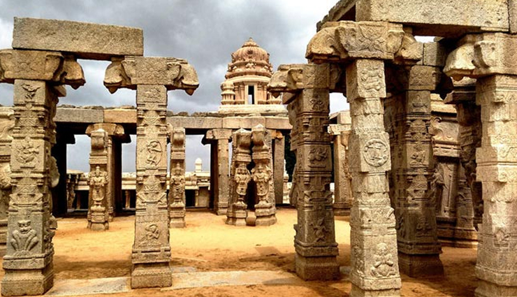 6 Famous Yet Unusual Places To Explore in India - lifeberrys.com