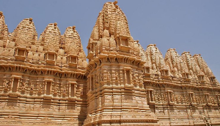 8 Famous Jain Temples To Visit in Gujarat - lifeberrys.com