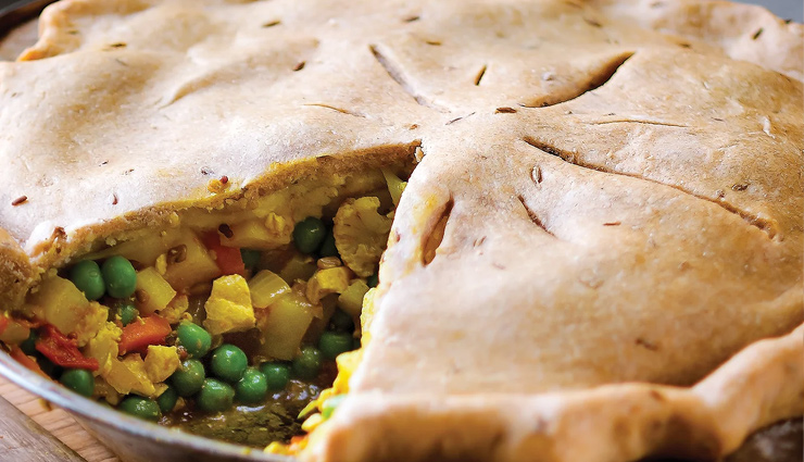 Recipe- Perfect for Dinner Vegetable Samosa Pie - lifeberrys.com