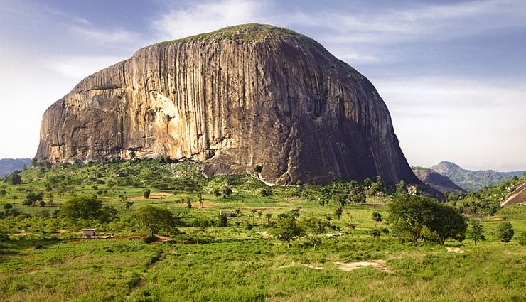 6 Must Visit Volcanic Plugs Around The World - lifeberrys.com