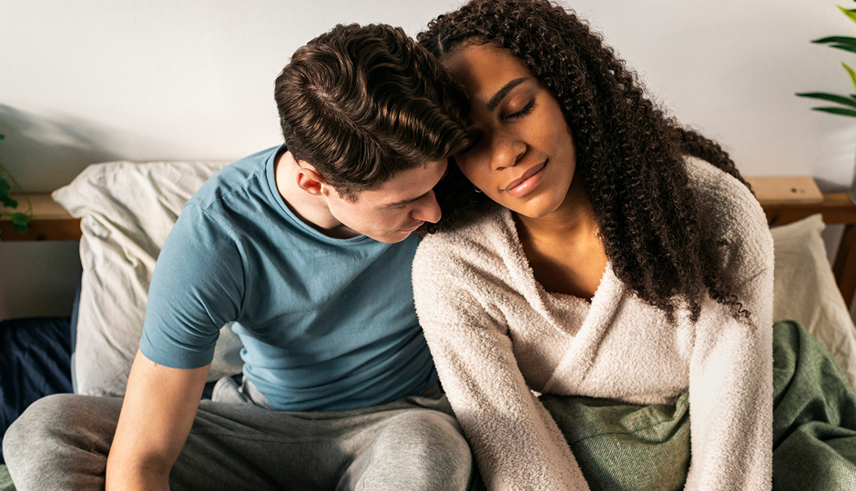 10 Ways To Be Vulnerable in a Relationship - lifeberrys.com