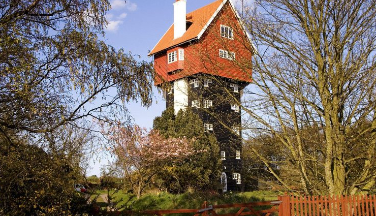 6 Most Unique Water Towers To Visit in The World - lifeberrys.com