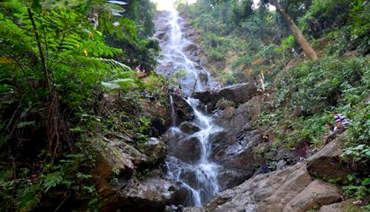 11 Waterfalls You Should Explore in Andhra Pradesh - lifeberrys.com