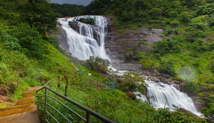 5 Enchanting Waterfalls In Coorg You Must Explore - lifeberrys.com