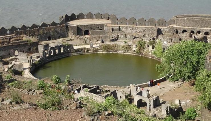 350 साल से रहस्य बना हुआ है भारत का यह किला, जानें इसकी अनोखी खासियत